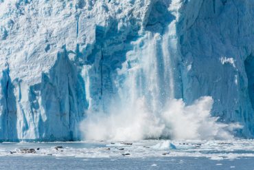 What is an Iceberg? Everything You Need to Know - American Oceans