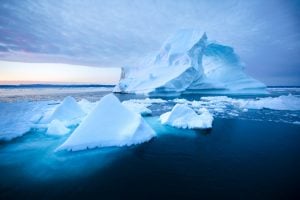 What is an Iceberg? Everything You Need to Know - American Oceans