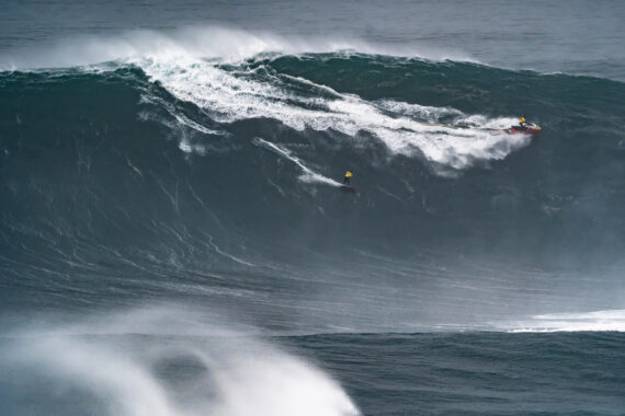 Where to Surf The Biggest Waves in the World