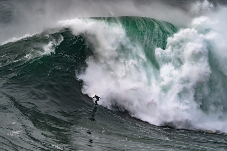 Where to Surf The Biggest Waves in the World